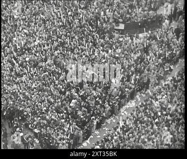 Crowd Watching a Procession, 1930s. From "Time To Remember - The Powers ...