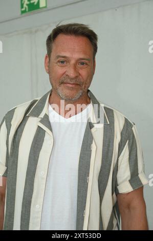 Schauspieler Kai Noll posiert beim Fantreffen und Starwahl der RTL ...