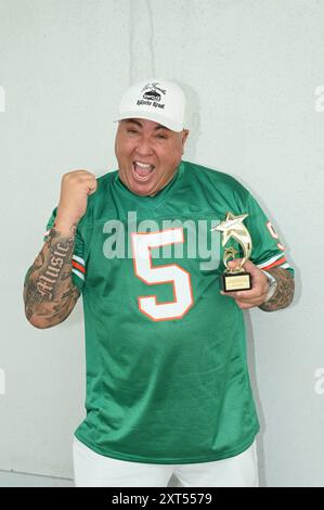 Schauspieler Ramon Ademes posiert beim Fantreffen und Starwahl der RTL ...