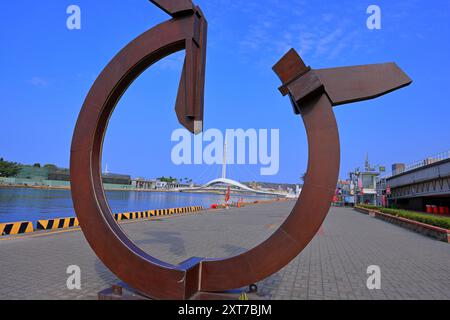 Great Harbor Bridge (Dagang Bridge) at Yancheng District, Kaohsiung ...