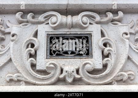 Former Shanghai Club Building, Baroque Revival building at The Bund ...