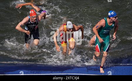 Jamie Riddle, of South Africa, at the 2024 World Triathlon Cup ...