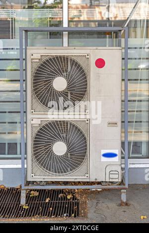 Double Unit Large Air Conditioner Two Fans With Inverter in Frame Hvac ...