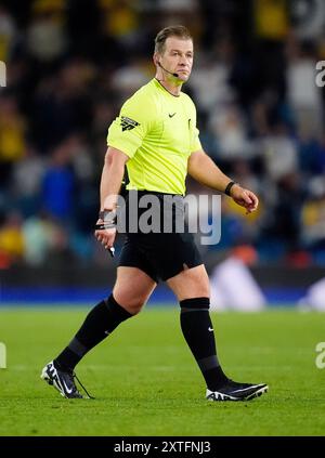 Anthony Backhouse the match referee during the FA Cup match between ...