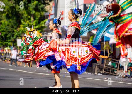 Jaran bodhag dance from Probolinggo on the 3rd BEN Carnival. This dance ...