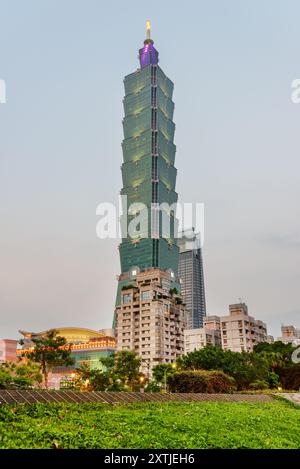 Awesome view of Taipei 101. Landmark of Taiwan Stock Photo - Alamy
