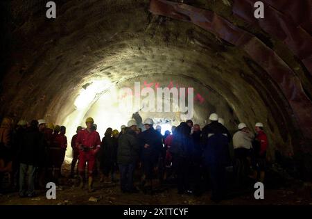 RECORD DATE NOT STATED tunnel construction in civil engineering, tunnel ...