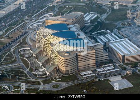 Sidra Medical and Research Center exterior view at Education City in ...