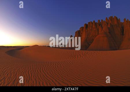 Desert landscape, Tin Akascheker, Algeria, rock formations, Algeria ...