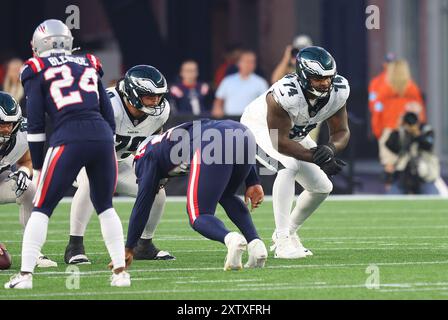 Philadelphia Eagles tackle Fred Johnson arrives before an NFL football ...