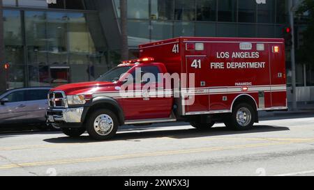 Los Angeles Fire Department Paramedic responding to a call in the ...