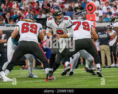 Tampa Bay Buccaneers quarterback Kyle Trask (2) hands off to running ...