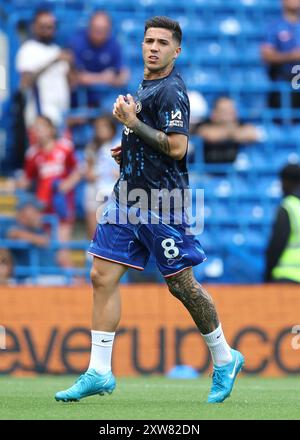 Chelsea's Enzo Fernandez (8) warms up before the Club World Cup final ...