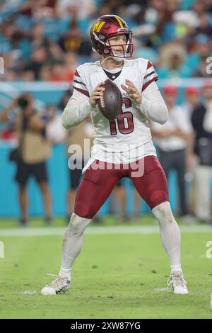 Washington Commanders quarterback Jeff Driskel (2) warms up before an ...