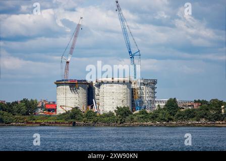 A cluster of new sludge tanks under construction at Hunts Point Water ...