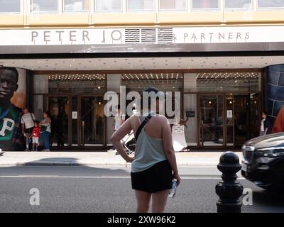Peter Jones, London, UK Stock Photo - Alamy
