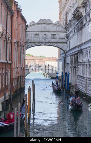 Venice Canal Charm: Gondolas, Bridge, Waterway Stock Photo - Alamy