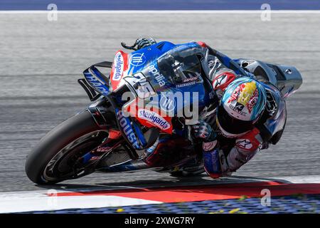 FERNANDEZ Raúl (spa), Trackhouse MotoGP Team, Aprilia RS-GP26, portrait ...