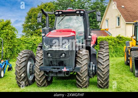 Tractor - Case 340 views Stock Photo - Alamy