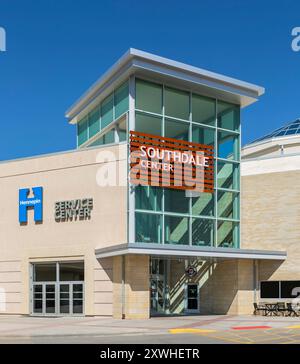 Exterior of shopping mall entrance with Hennepin County Service Center ...