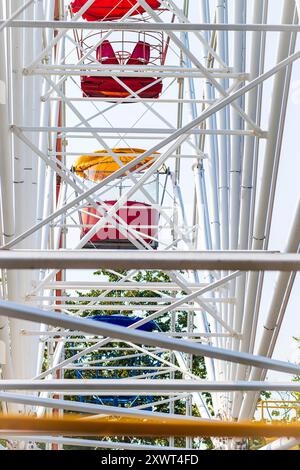 Close up shots of the ferris wheel cabins Stock Photo - Alamy