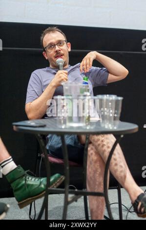 Moglai Bap, Mo Chara, Rich Peppiatt und Dj Provai of Kneecap bei der ...