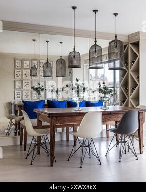 stylish modern, classic home in London, UK Stock Photo - Alamy