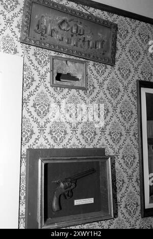 Bullet hole through wall inside Jesse James' home and death spot in St ...