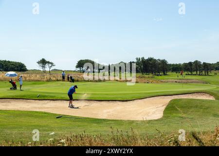 Golf Green on The Golf d'Etretat golf course, Etretat, Normandy, France ...