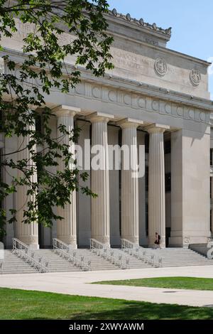 Angell Hall, on the campus of the University of Michigan, Ann Arbor ...
