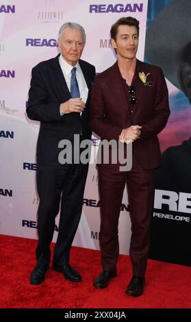 USA. Alex Sparrow and Jon Voight in Reagan ((c) ShowBiz Direct) - an ...