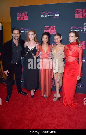 JT Mollner, Madisen Beaty, Bianca Santos, Z Berg und Willa Fitzgerald ...