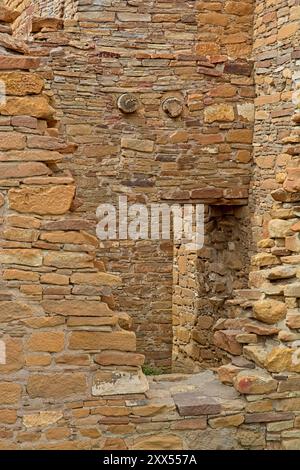 Stone slab masonry ruins of Pueblo Bonito at Chaco Culture National ...