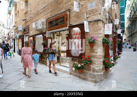 Sardinia: Alghero - red coral jewelry Stock Photo - Alamy