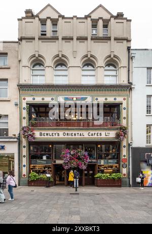 Front facade of Bewley's Oriental Cafe (1840), Grafton Street, Dublin ...