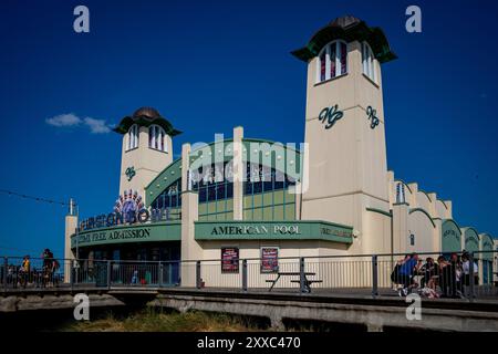 Great Yarmouth Tourism. Wellington Pier Great Yarmouth. Opened in 1853 ...