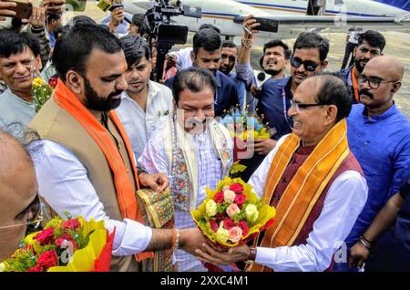 PATNA, INDIA - AUGUST 23: BJP MP Ravishankar Prasad pay tribute to ...