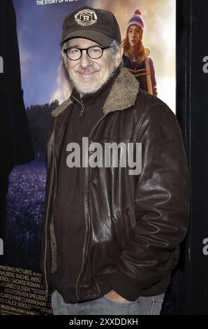 Hollywood, CA, USA; Director STEVEN SPIELBERG, mother and family are ...