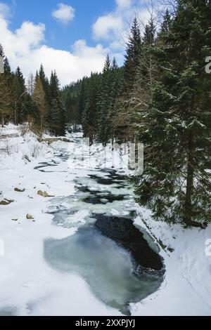 Ski resort Spindleruv Mlyn in the Giant Mountains (Krkonose), Czech ...