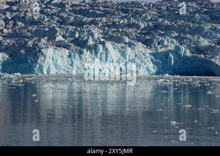 The Ice Colors of Lilliehookbreen Fjord in Svalbard Stock Photo - Alamy