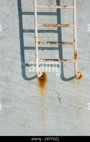 detail of a rusty ladder in a swimming pool Stock Photo - Alamy