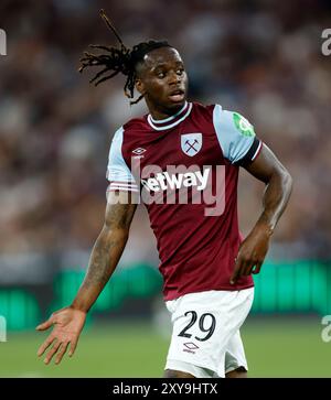 West Ham United's Aaron Wan-Bissaka during the Premier League match at ...