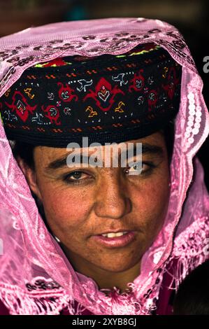 A Tajik woman wearing a traditional Tajik hat Stock Photo - Alamy