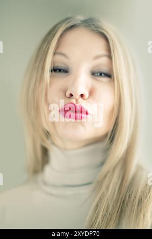 lipstick, kiss, kissing lips, lipsticks, kisses Stock Photo - Alamy
