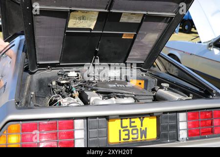 DMC DeLorean stainless steel rear-engined sports car Stock Photo - Alamy