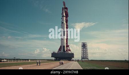 APOLLO 13: SURVIVAL, 1970, 2024. © Netflix /Courtesy Everett Collection ...