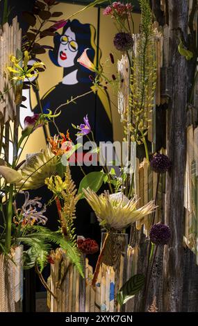 Artistic flower arrangements and decorations, German Floristry ...