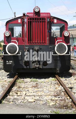 Classic car rails Stock Photo - Alamy