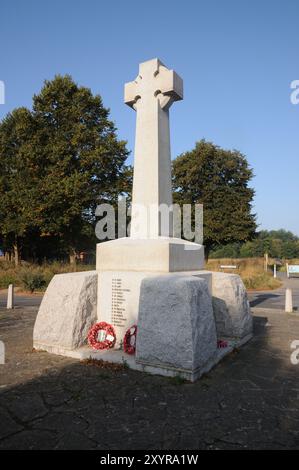 War Memorial at Cookham Berkshire, England with Remembrance Day wreaths ...