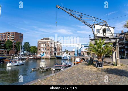 Historic Poortgebouw, with drawbridge, Rotterdam Marina, pleasure craft ...